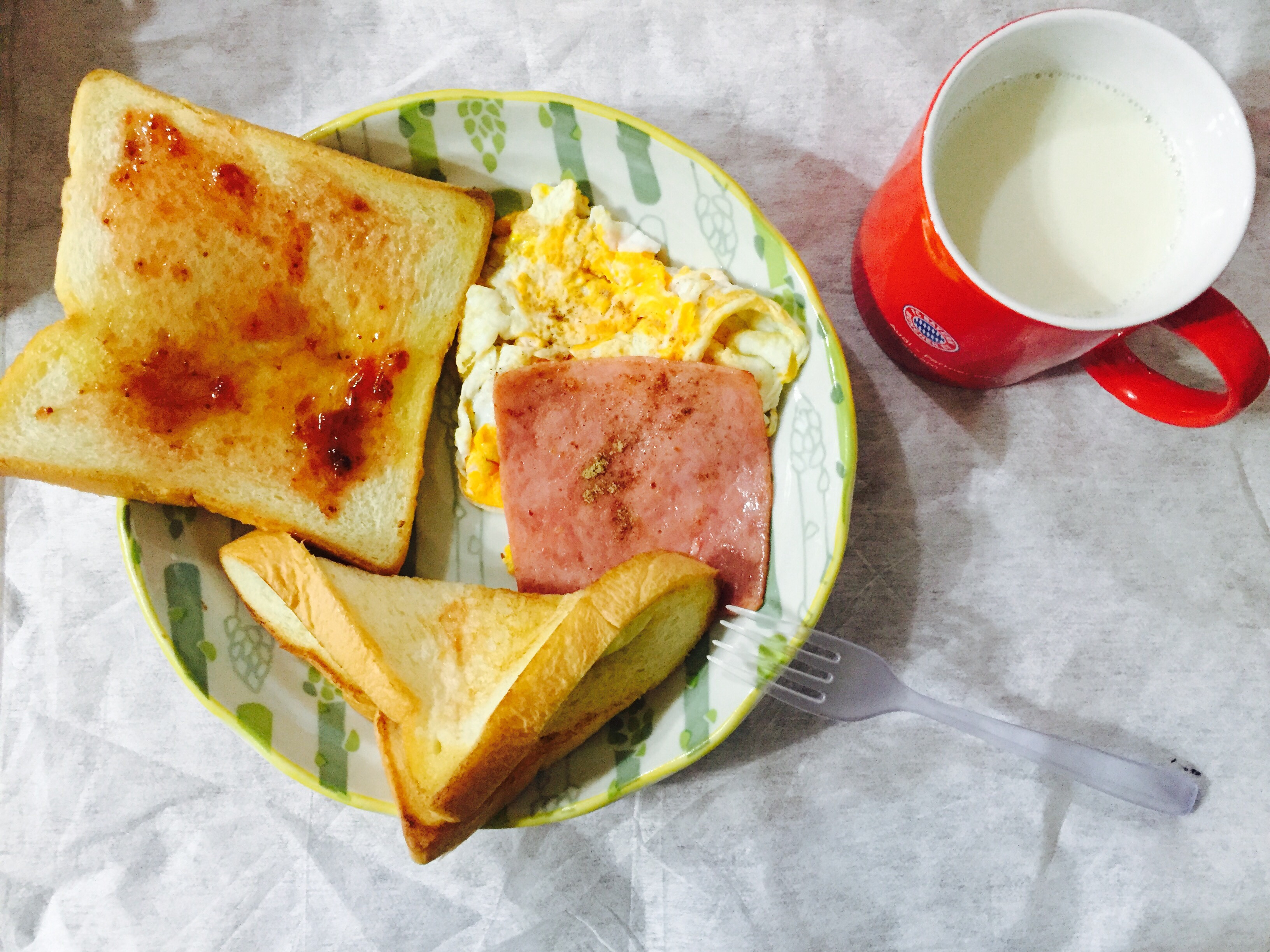 Breakfast time by Audrey Luo - 愛料理