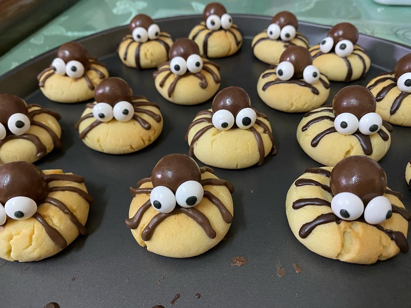 萬聖節蜘蛛 by 二寶媽咪的廚藝 - 愛料理