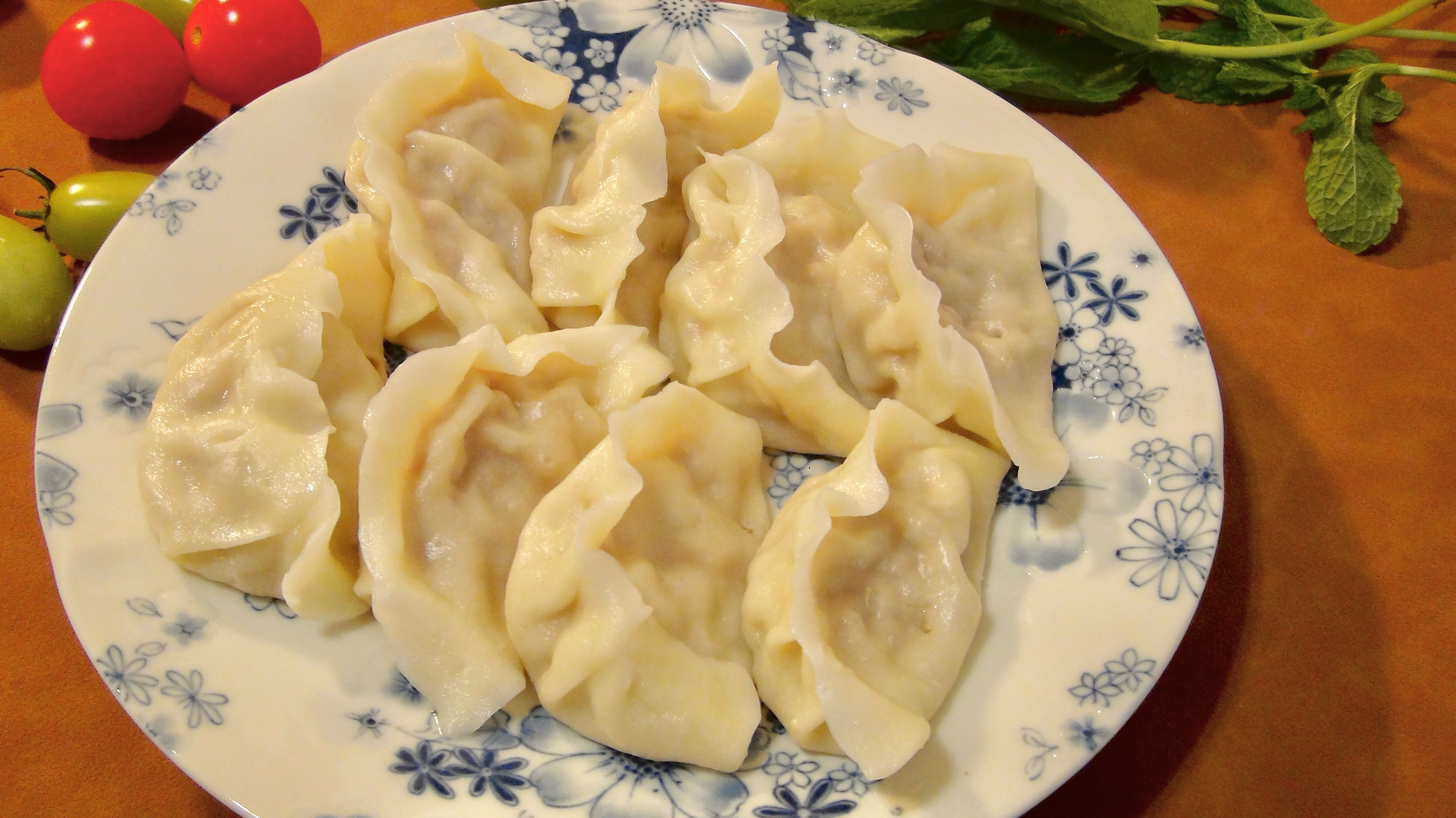 手工豬肉大蔥水餃 by HomelyBites家味小廚 - 愛料理